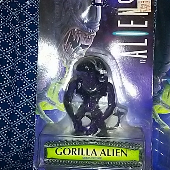 Hasbro | Other | Aliensaction Figures | Poshmark
